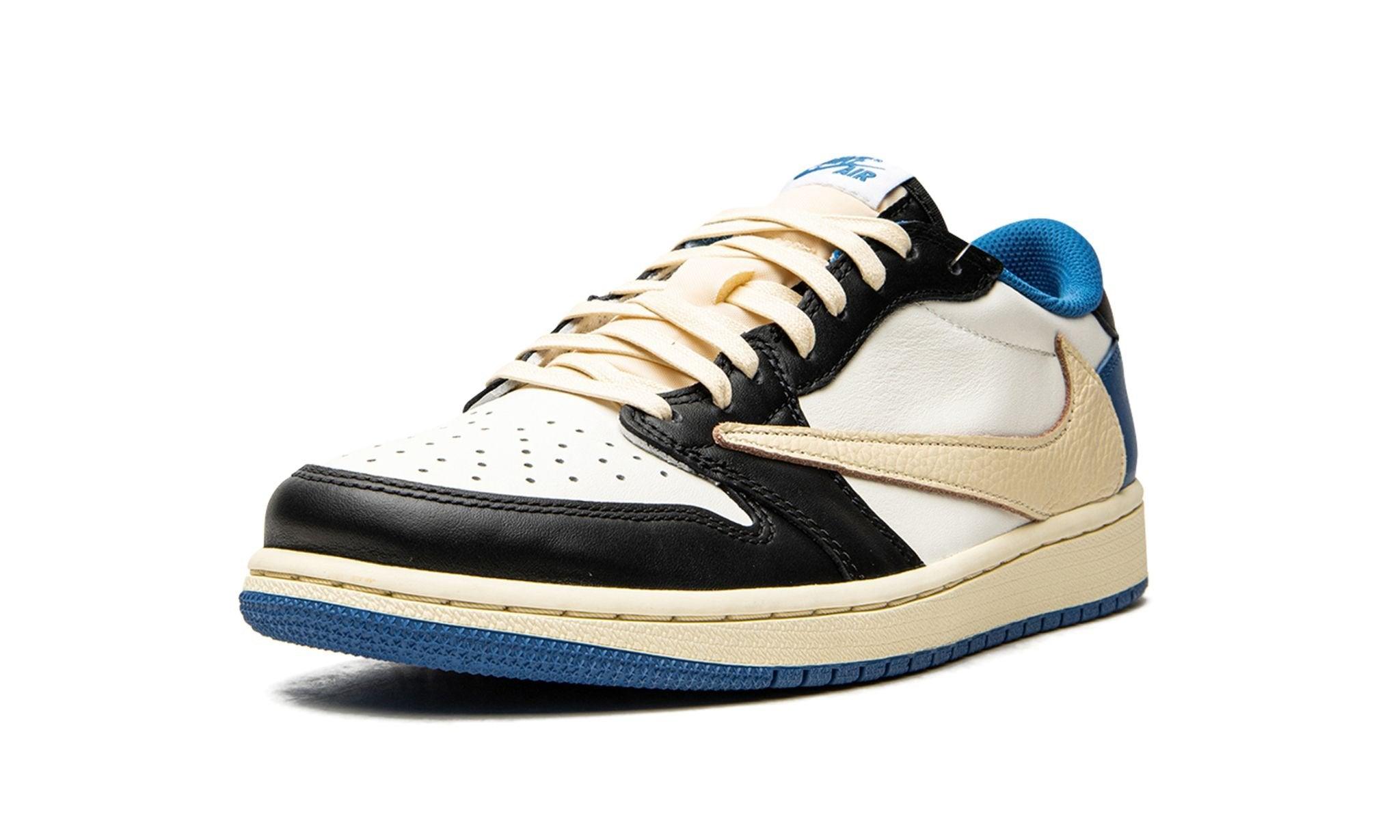 AIR JORDAN 1 LOW OG SP "Travis Scott - Fragment" - Shoe Flyes